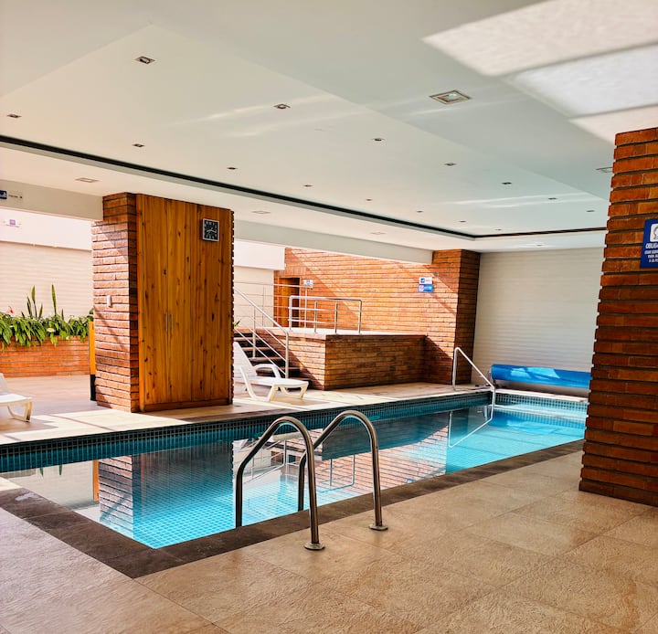 Cuenca Porto Escape By Río Tomebamba - Cuenca