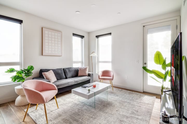 2 Br Apt In Culver City - Culver City, CA