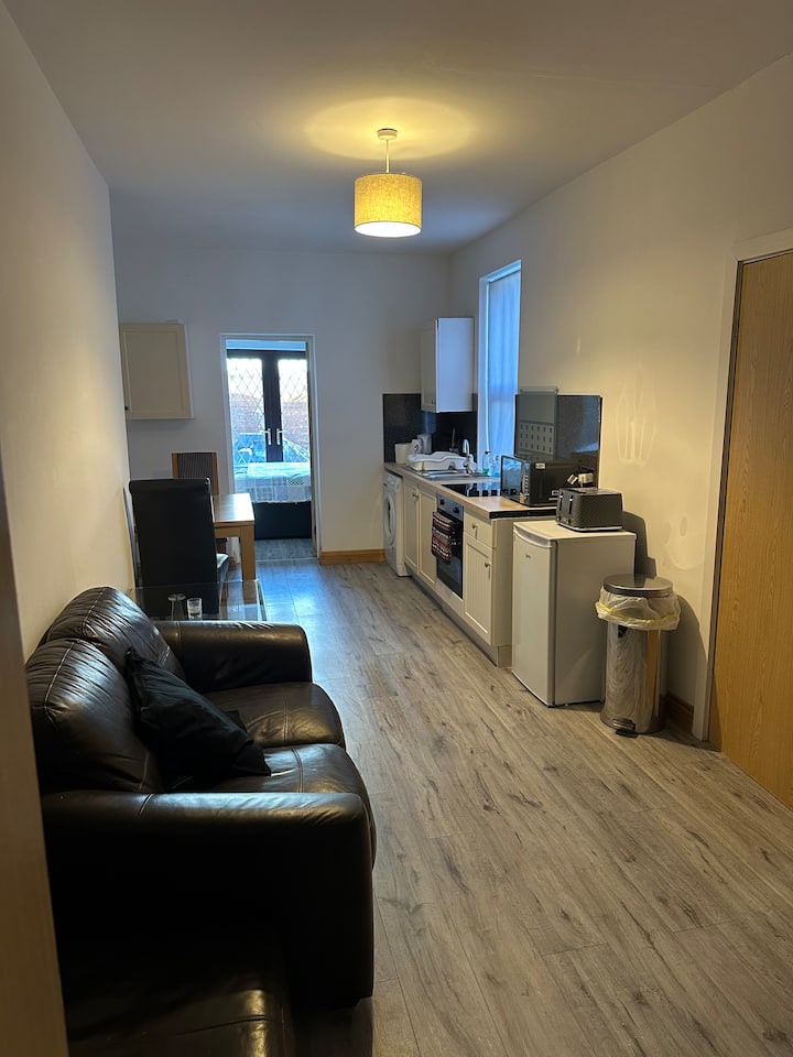 1 Bed Ground Floor Flat - Hull