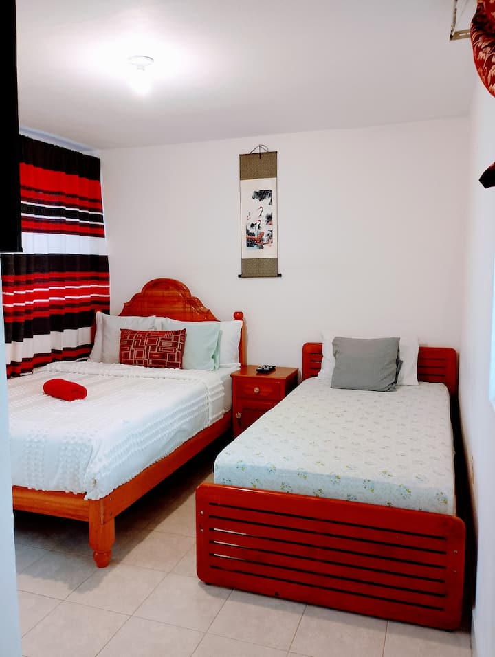 Casa Amplia Con Cochera Excelente Wifi - San Cristóbal de las Casas