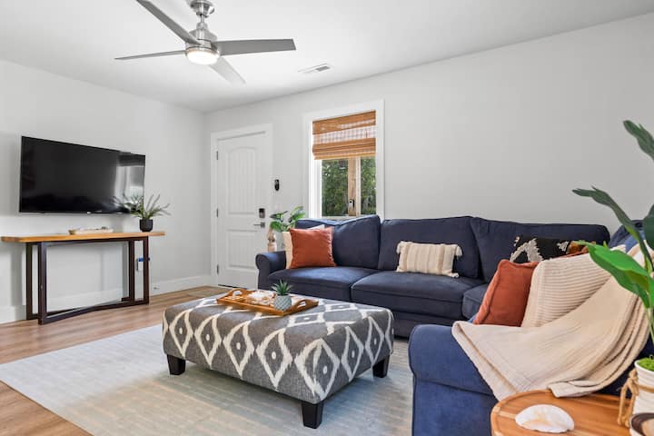 Twin Tides Beach House Carolina Beach - Unit 2 - Carolina Beach, NC