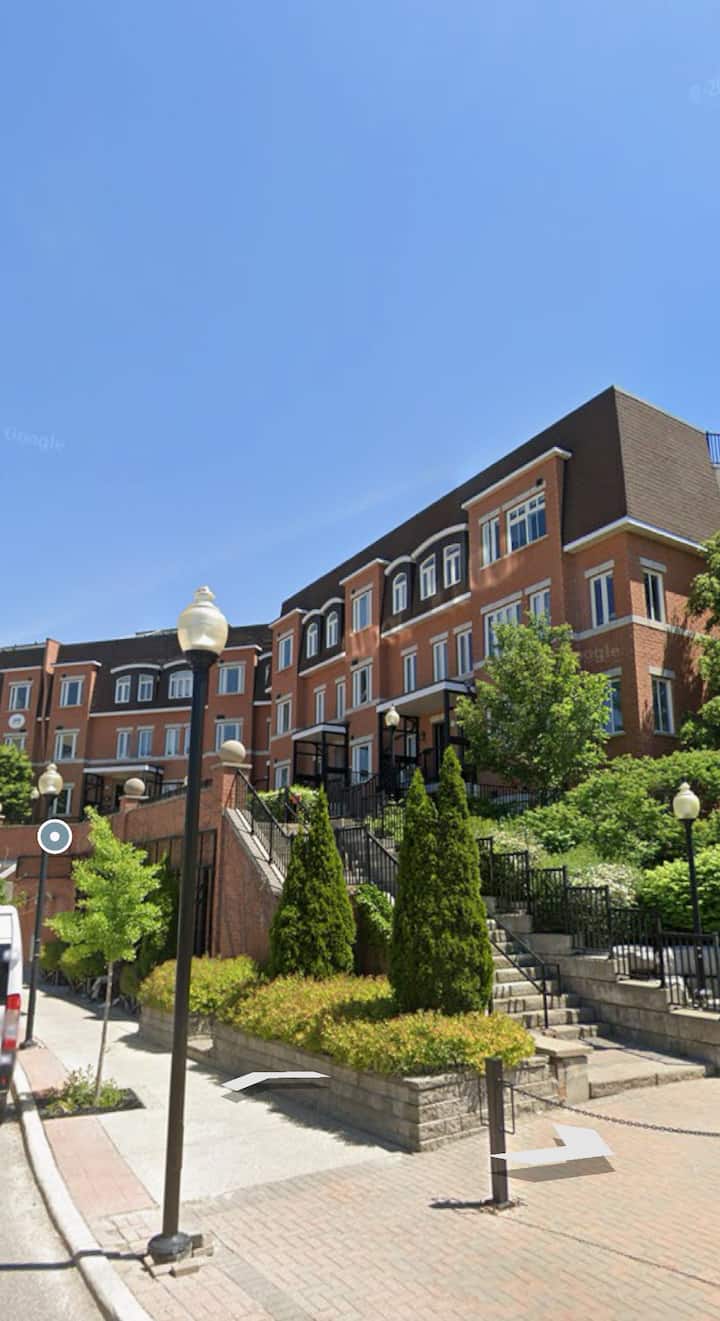 Thornhill Condo Townhouse - Markham