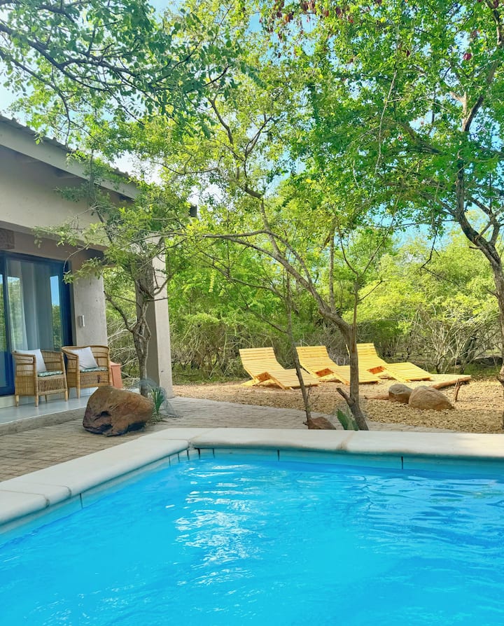 Modern 3br Wildlife Escape | Pool + Solar + Ac - Marloth Park