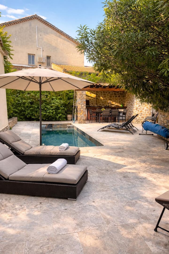 Maison Piscine Pour 6 Pers Au Centre Du Village - Bandol