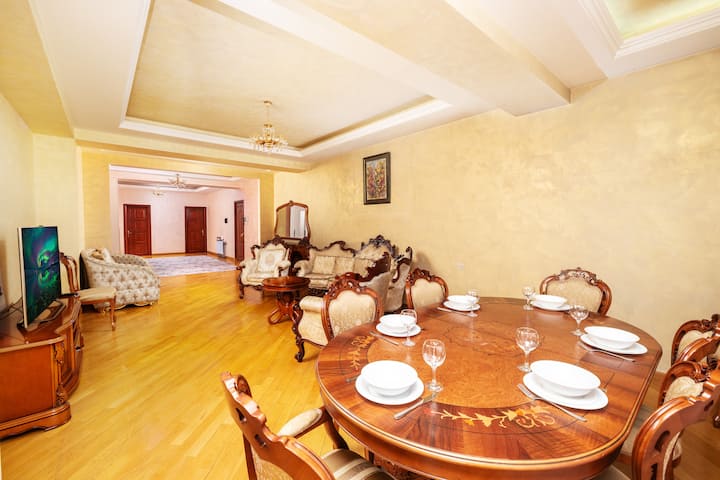 Yerevan Grand Stay 3bdr 200sqm - Yerevan