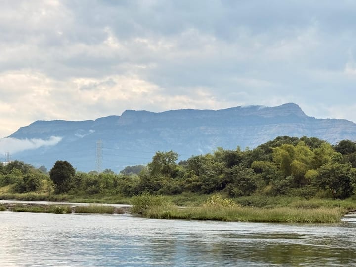 River Facing Karjat Vangani Pet Friendly - Neral