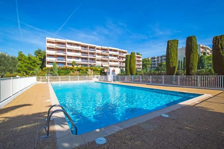 Leden Bleu Calme, Balcon, Piscine, Tennis - アンティーブ