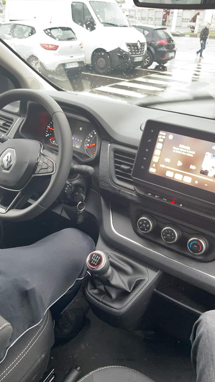 Location 9 Places Voyages - Brie-Comte-Robert