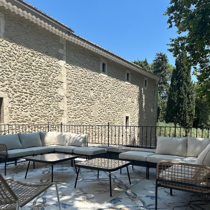 Le Mas De La Vernède : L'emulsion - Avignon