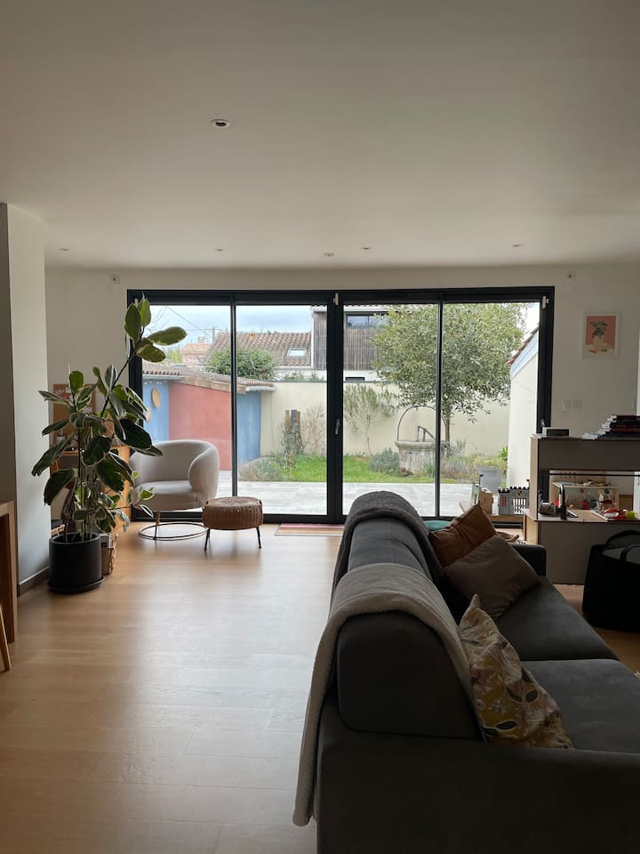 Charmante Maison Avec Jardin. - Bordeaux