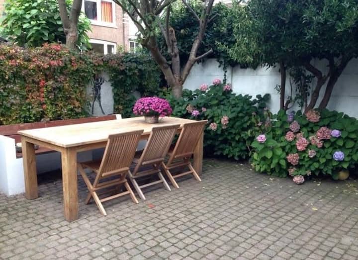 Hosted By Wendy Family House (4) - The Hague