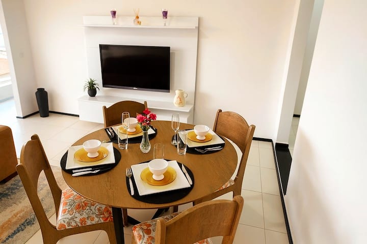 Apto Pet Friendly C/ Varanda + Vista Rua, Tv E 2q! - Teixeira de Freitas