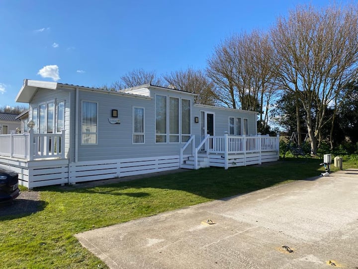 Lodge - Gorleston-on-Sea