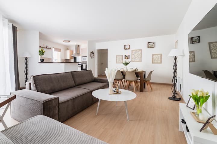 Prestige Brown- Parking Privé-proche Paris-cdg - Le Raincy