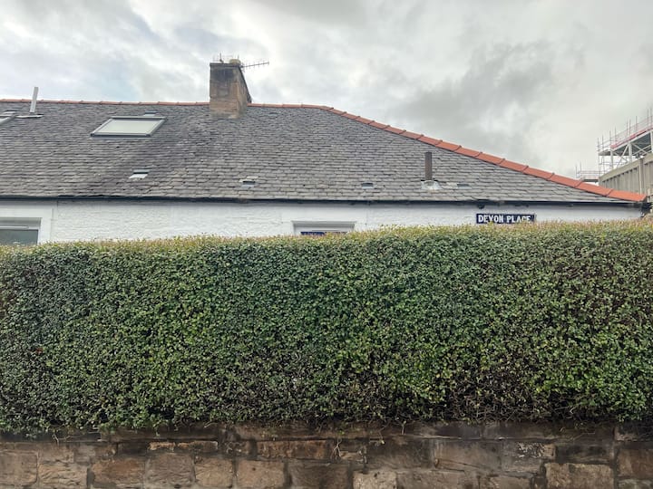 Edinburgh’s Traditional Victorian Cottage - Edinburgh