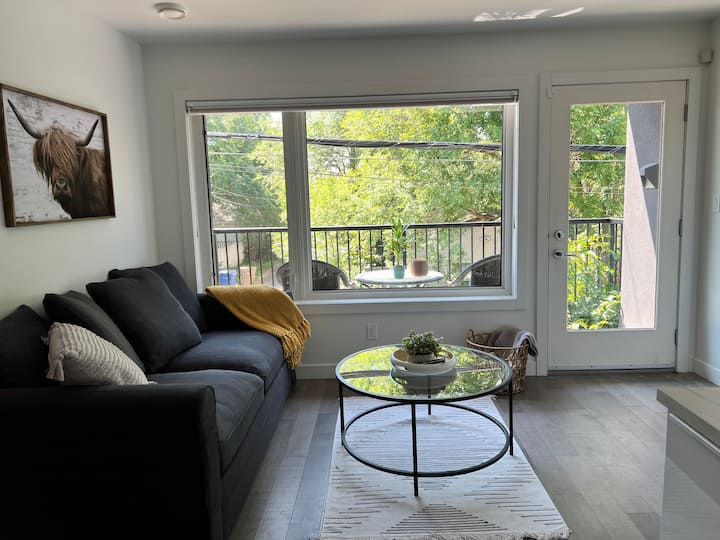 The Avenue Suite - Regina