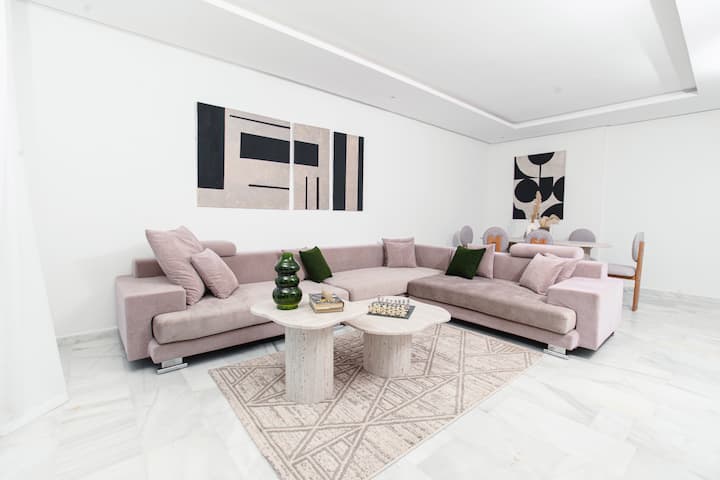 Newly Renovated & Elegant Apt (Large Terrace) - Rabat