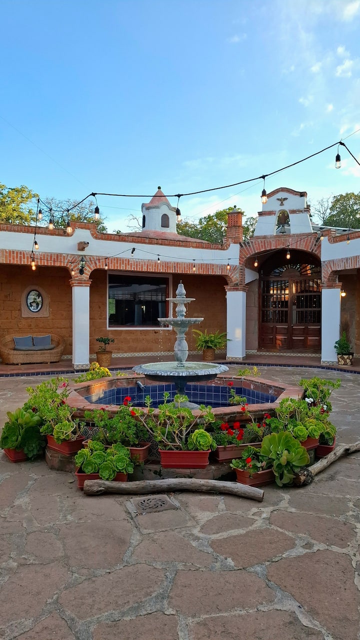 Casa De Campo Tipo Hacienda Especial En Querétaro. - Querétaro