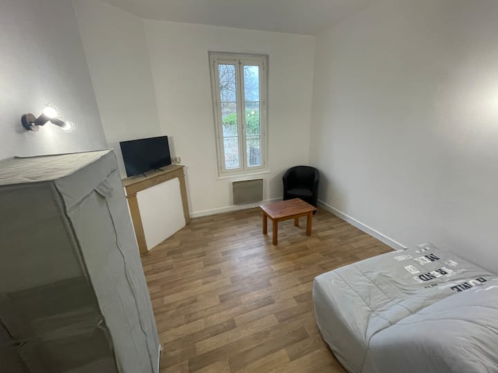 Studio Meublé 25 M² - Saintes