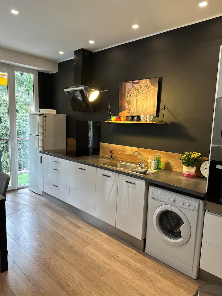 Spacieux Studio De 35 M² Avec Balcon! - Niza