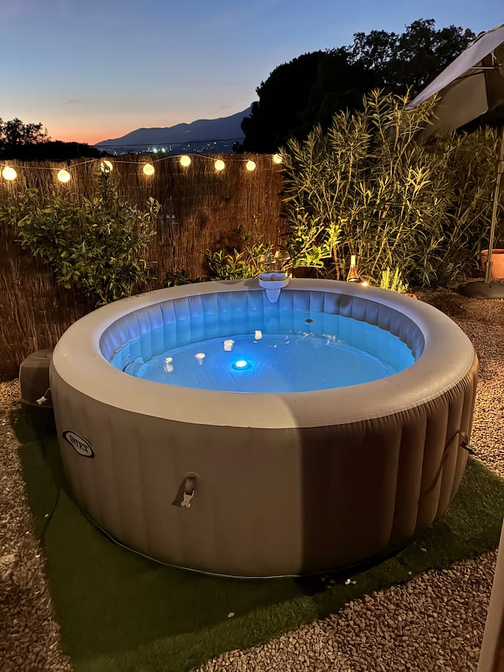 Chambre Avec Jacuzzi Privatif & Jardin, Villa Nina - Corse