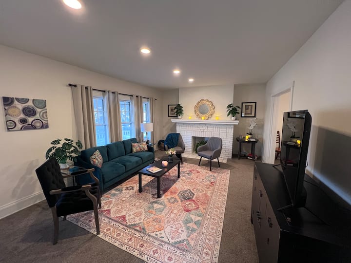 Cute Walkable 2nd Fl Apt, 11 Minutes To Cle Clinic - Cleveland Heights, OH