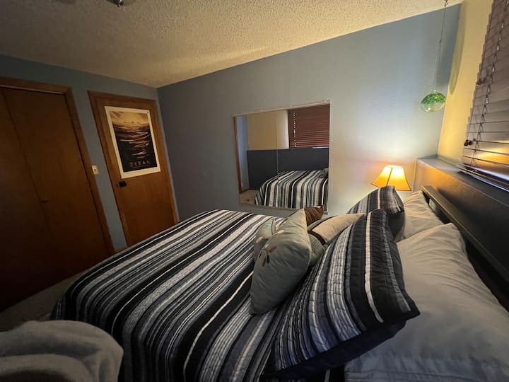 Cozy Room Perfect For Adventurers & Professionals - Sheridan, WY
