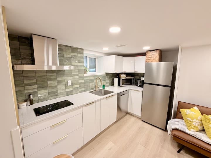 Renovated Gem In Kitchener - Chicopee