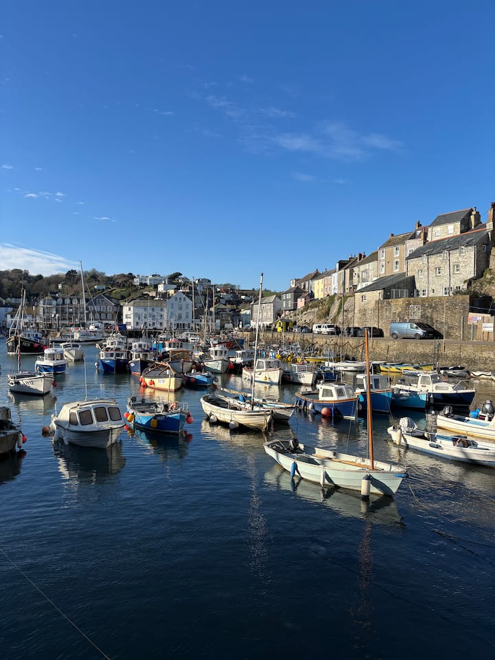 Apartment 2 
Fore Street
Mevagissey - Mevagissey