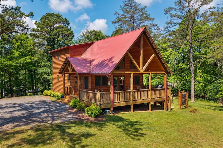 Chalet, Fire Pit, Spa, Dog Friendly, Ample Parking - Murphy, NC