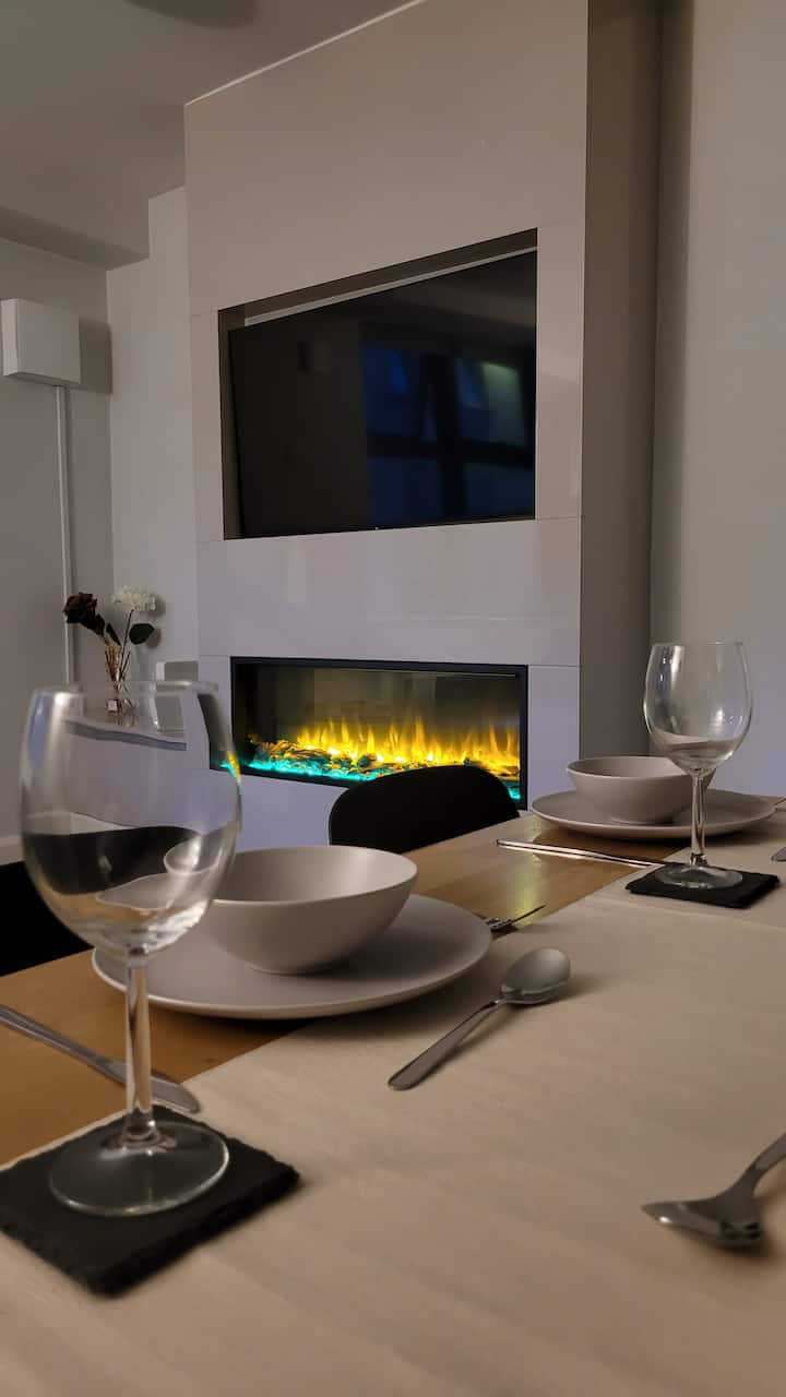 Modern 2 Bedroom Flat Galway City Centre - Galway
