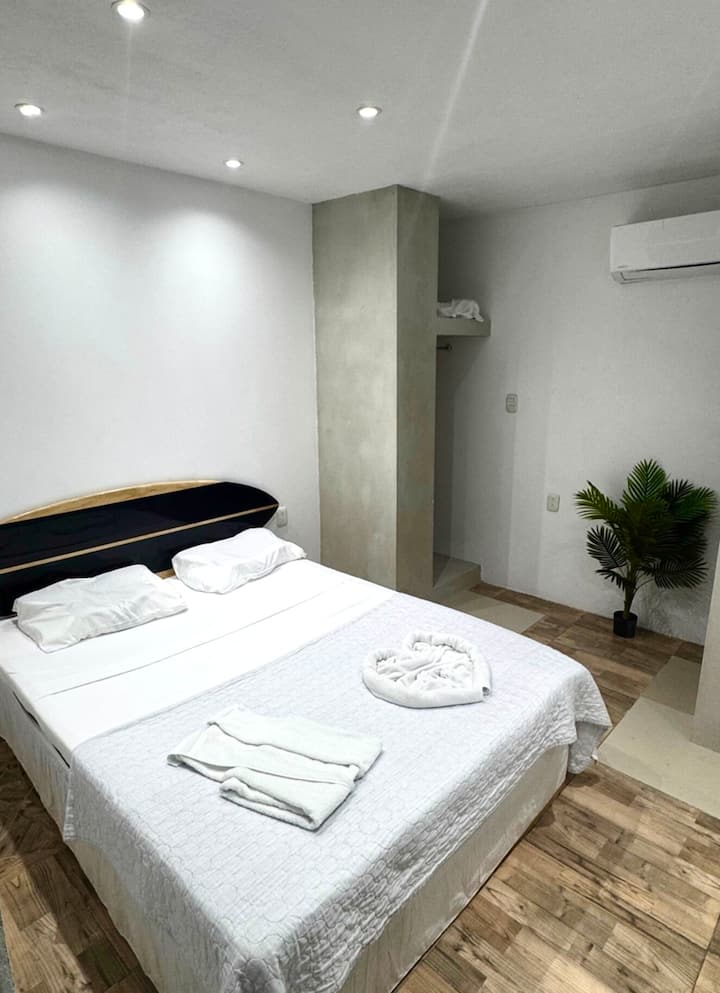 Best Location /Private /Discount Stay/ Streetside - Jaco