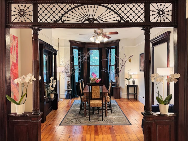 Charming Brooklyn King-size Room - Brooklyn, NY