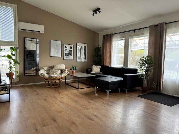 Zemppistay - House Next To Services - Oulu
