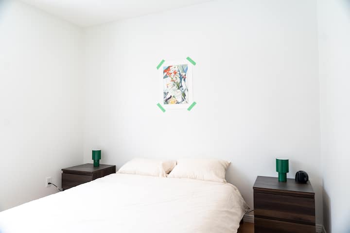 Cozy 2 Bedroom Apartment ~ - Montreal