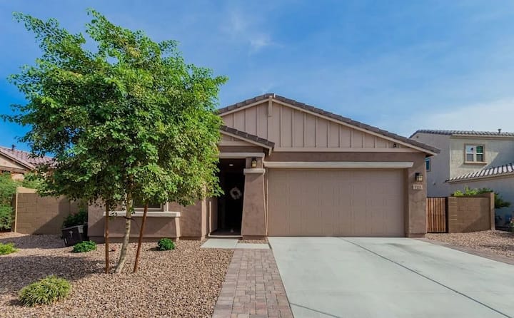 Beautiful Comfortable Home! - Buckeye, AZ