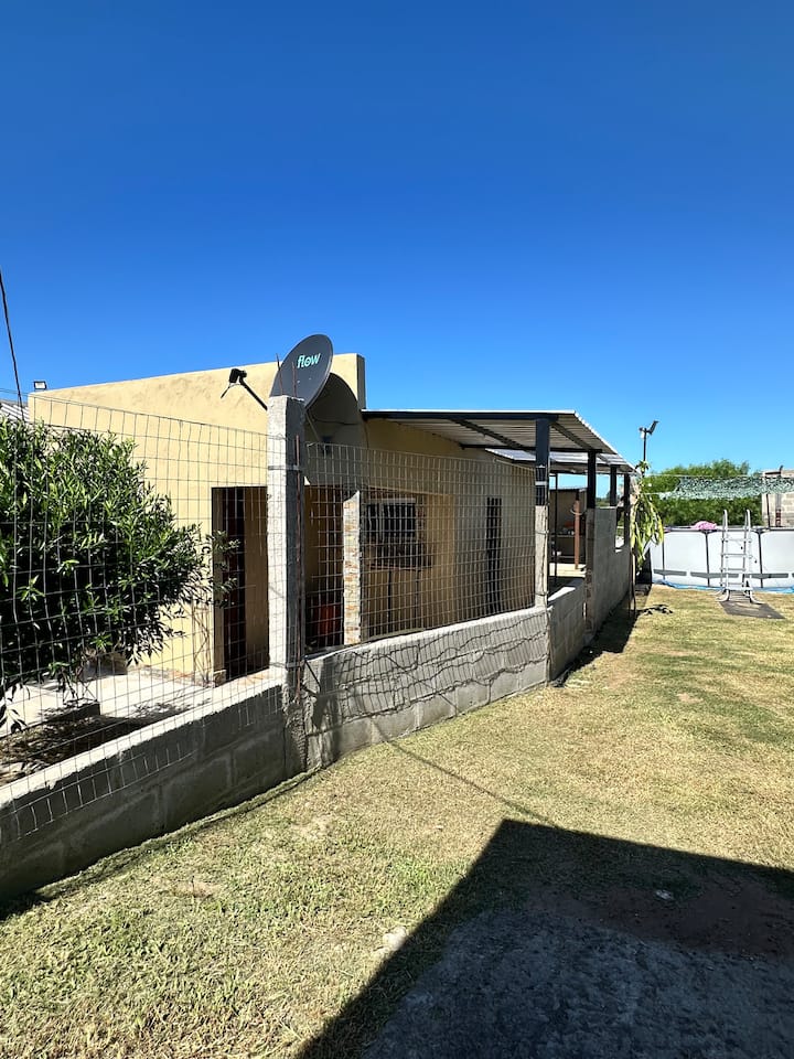 Casa En Alquiler,  Barrio Miranda. - Tacuarembó Department
