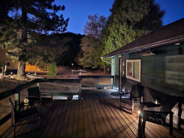 Modern Mountain Retreat - Crestline, CA