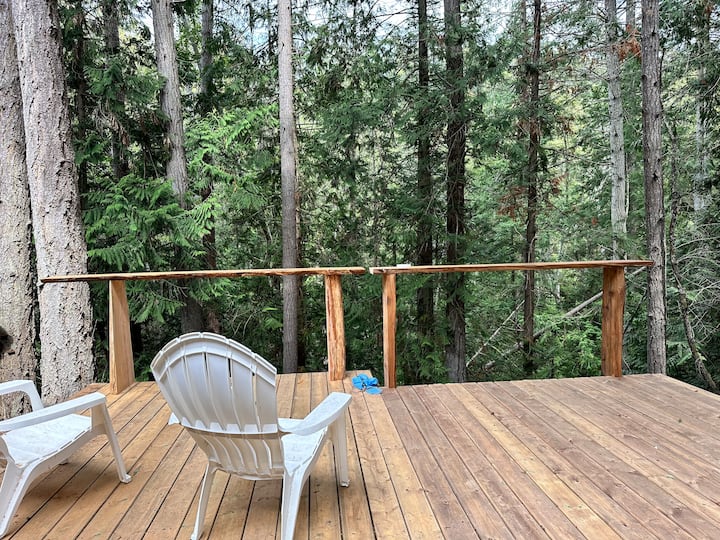 Forest B&b: Entire Guest Suite - Pender Island