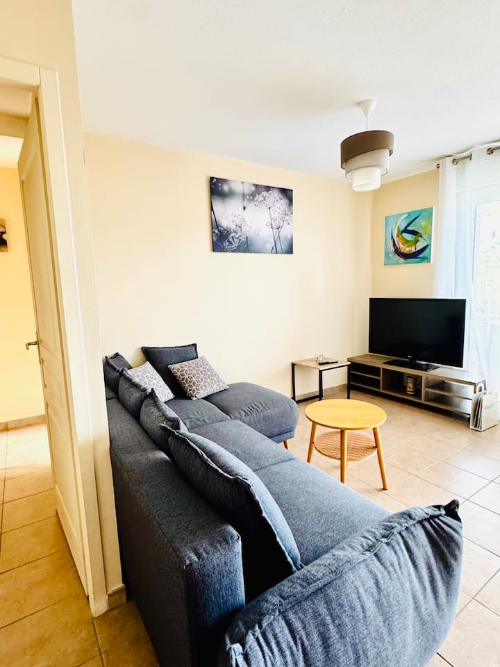 Appartement 70m², Balcon, Piscine, Tennis, Vue Mer - Propriano