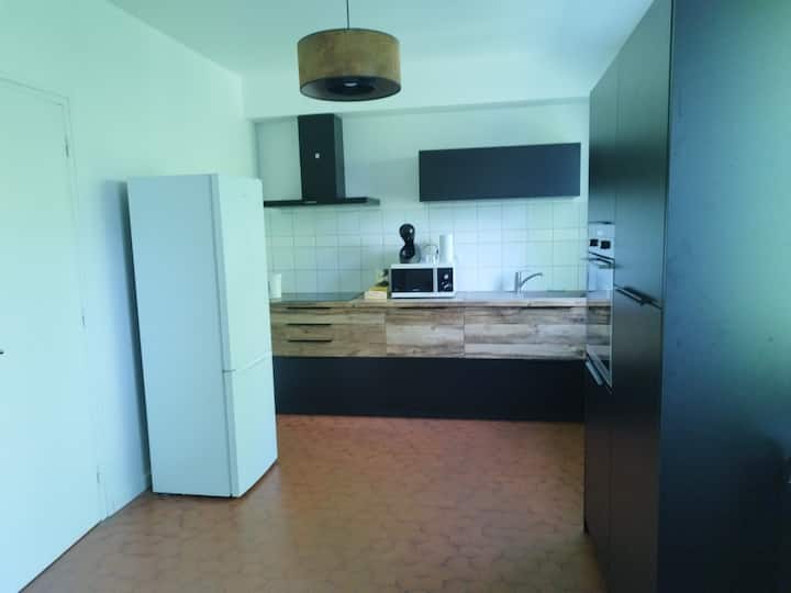 Chambre Spacieuse - Brive-la-Gaillarde