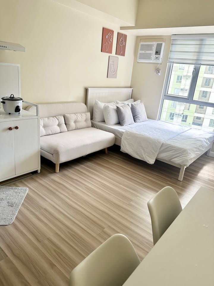 Avida Riala It Park-fast Wifi And Netflix - Cebu City
