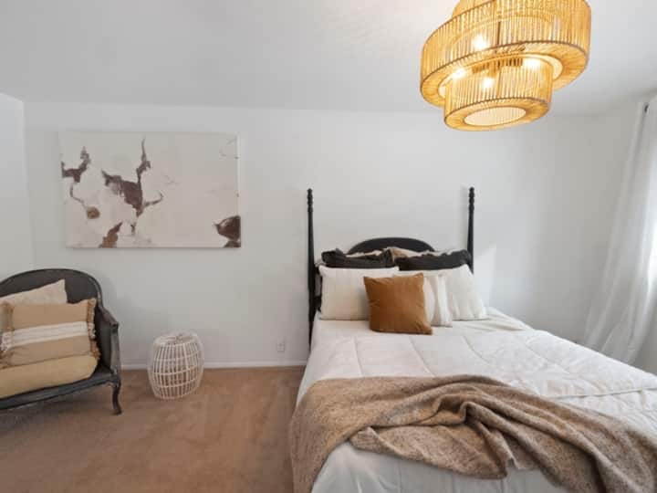 Bright And Modern 2br Condo - Islandia, NY