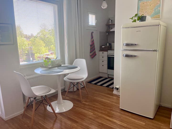 Viihtyisä Yksiö Parvekkeella - Espoo