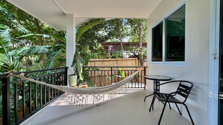 Gizem's Coconut Lane Lula - Ko Pha Ngan