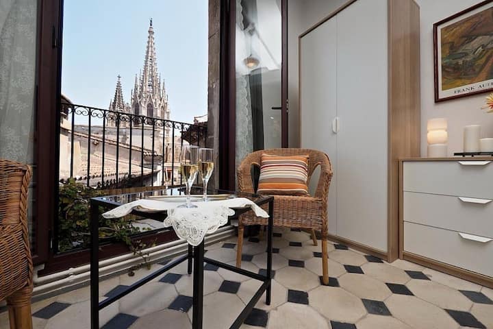Apartment In Front Catedral - La Barceloneta
