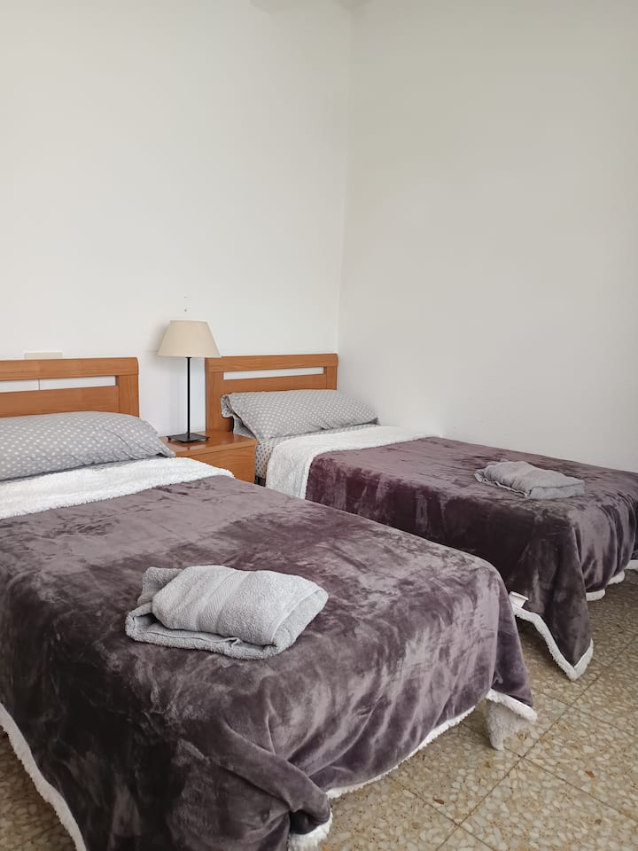 Alojamiento Sencillo Y Céntrico - Toledo