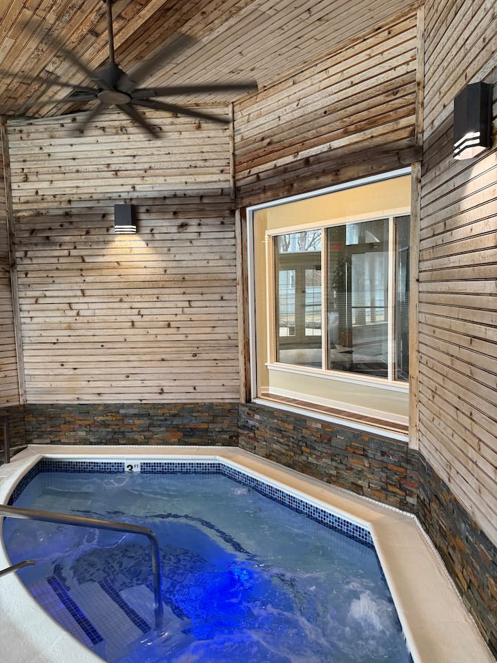 Vacation Villa - Norwich, CT