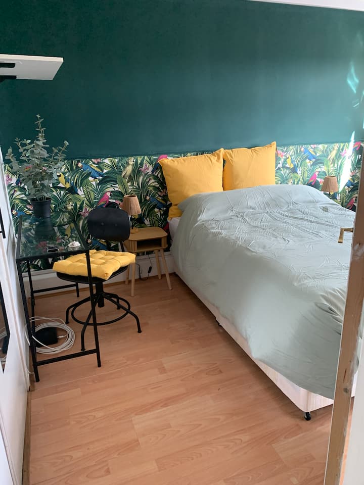 Nice Room In East London - Waterloo