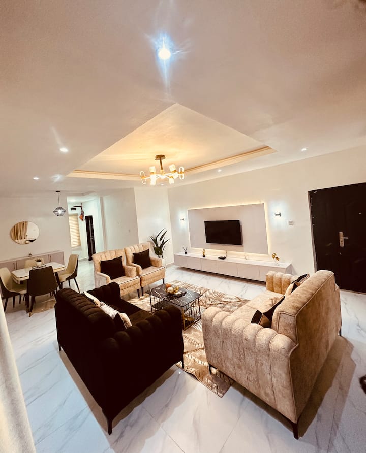 Cozy 2bedroom Apartment In A Prime Location. - Abuja